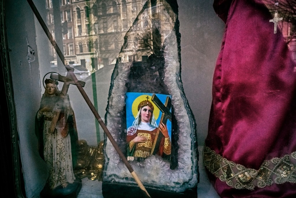 Saint Helen – For Earth Below